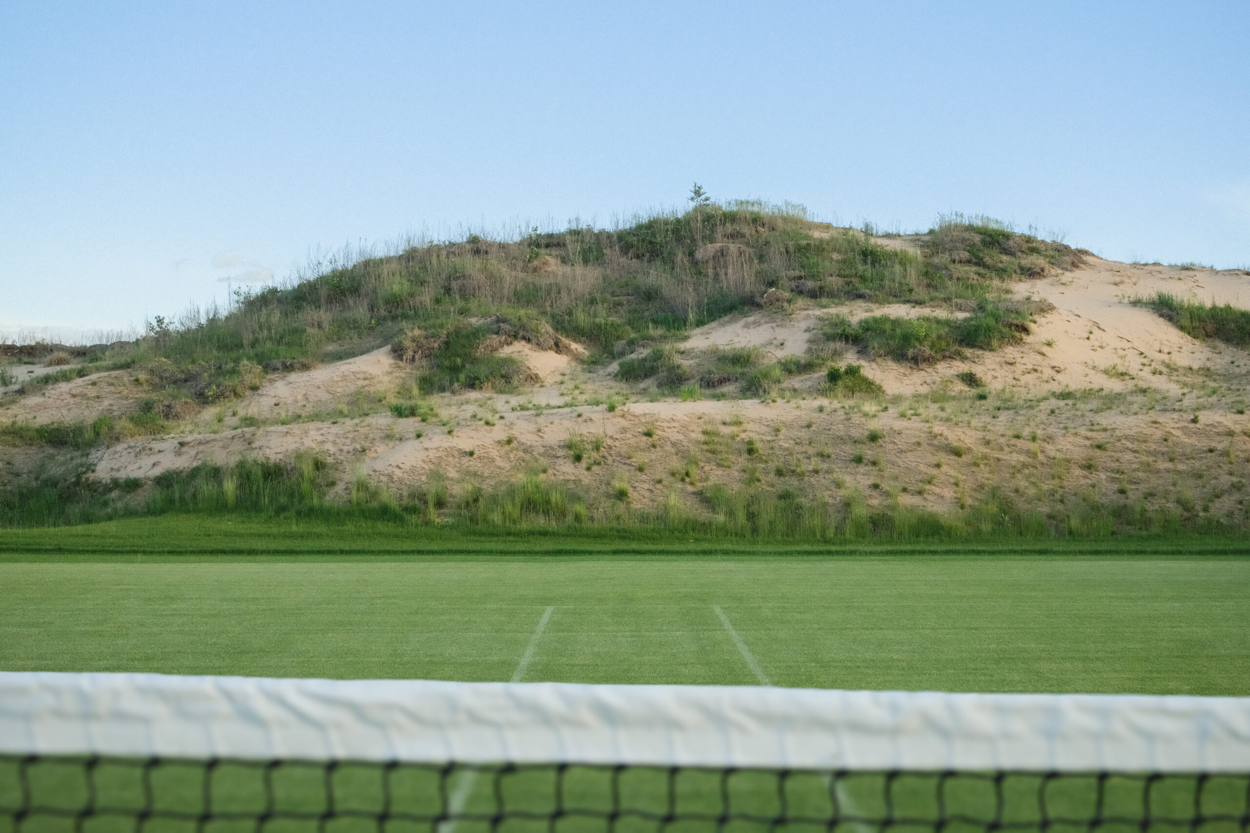 Tennis Heaven Among the Dunes - Racquet
